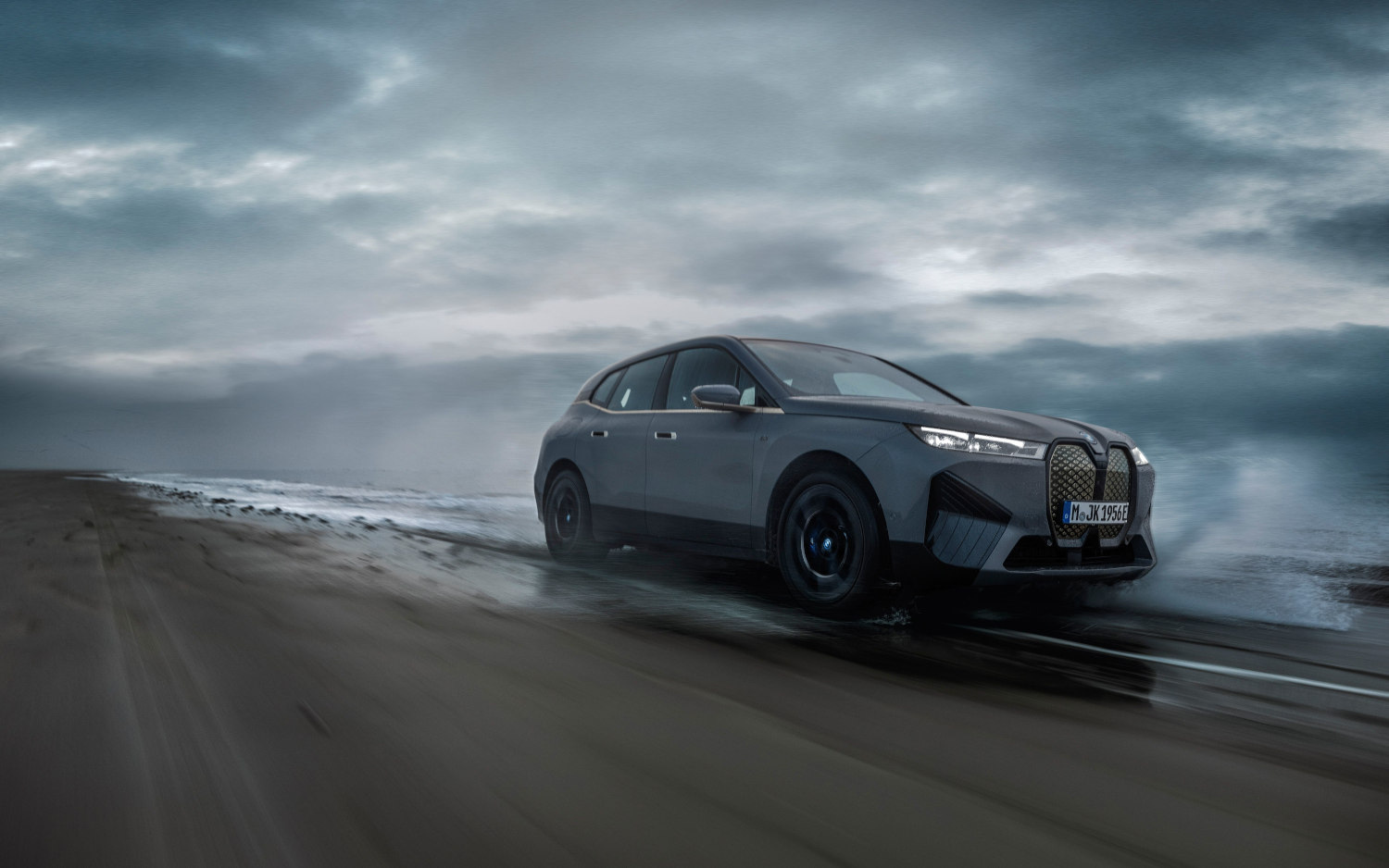 BMW iX M60 2022 | SUV Drive